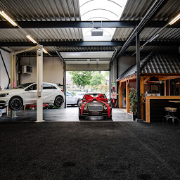 Autobedrijf WESTRI Bennekom - Exclusieve auto's