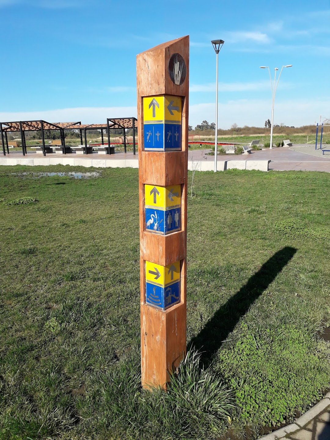 Totem informativo 5, parque humedal los batros en la ciudad San Pedro ...