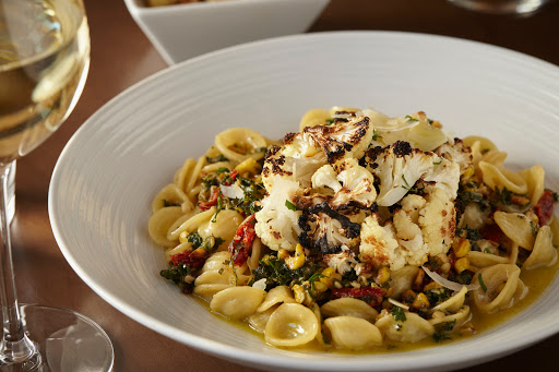 American Restaurant «Pinstripes», reviews and photos, 100 W Higgins Rd ...