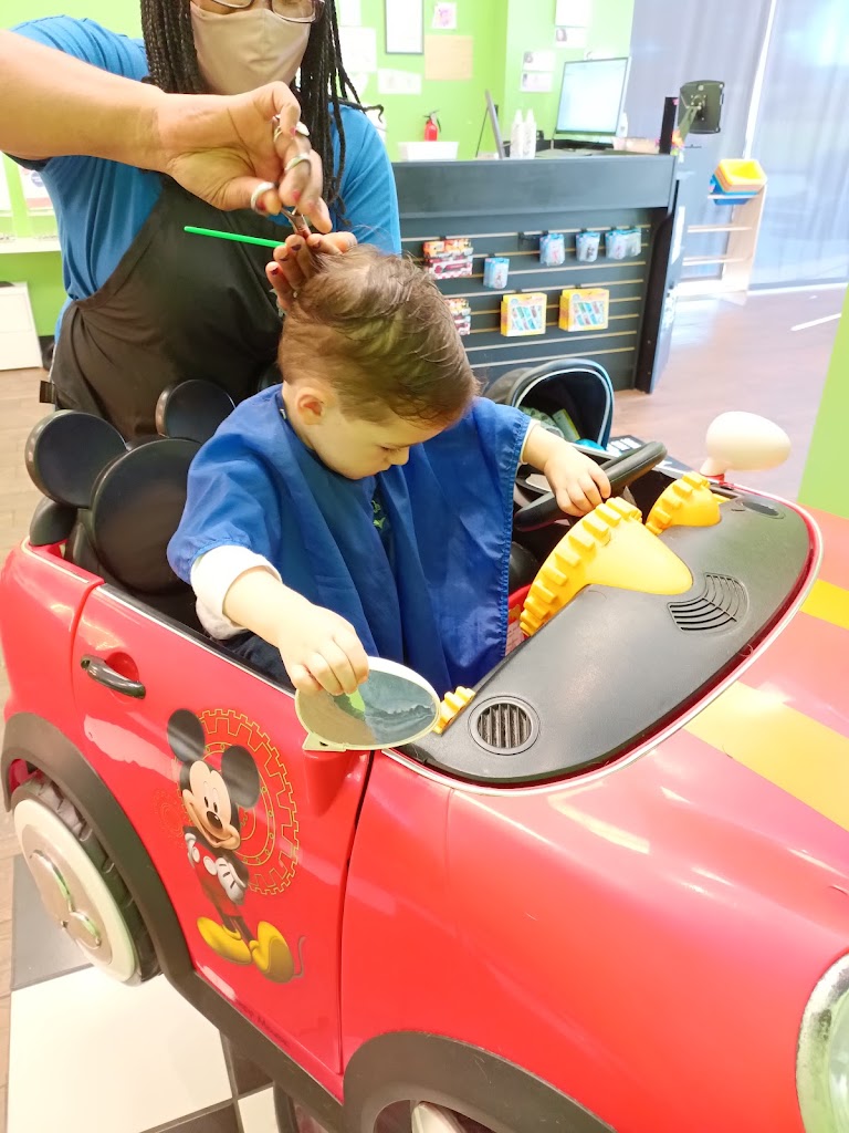 Sharkey's Cuts For Kids - Lexington, KY - Lexington, KY 40503 ...