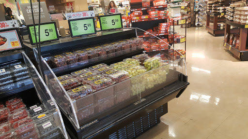 Outlet Mall «Hechinger Mall», reviews and photos, 1518 Benning Rd NE ...