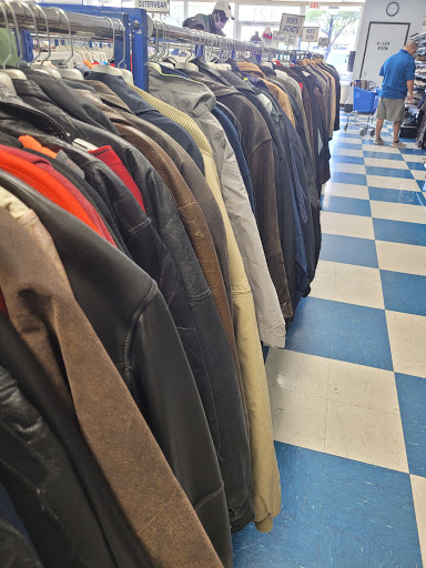 Speedway Outlet in Avondale, Tucson, Arizona - Zaubee