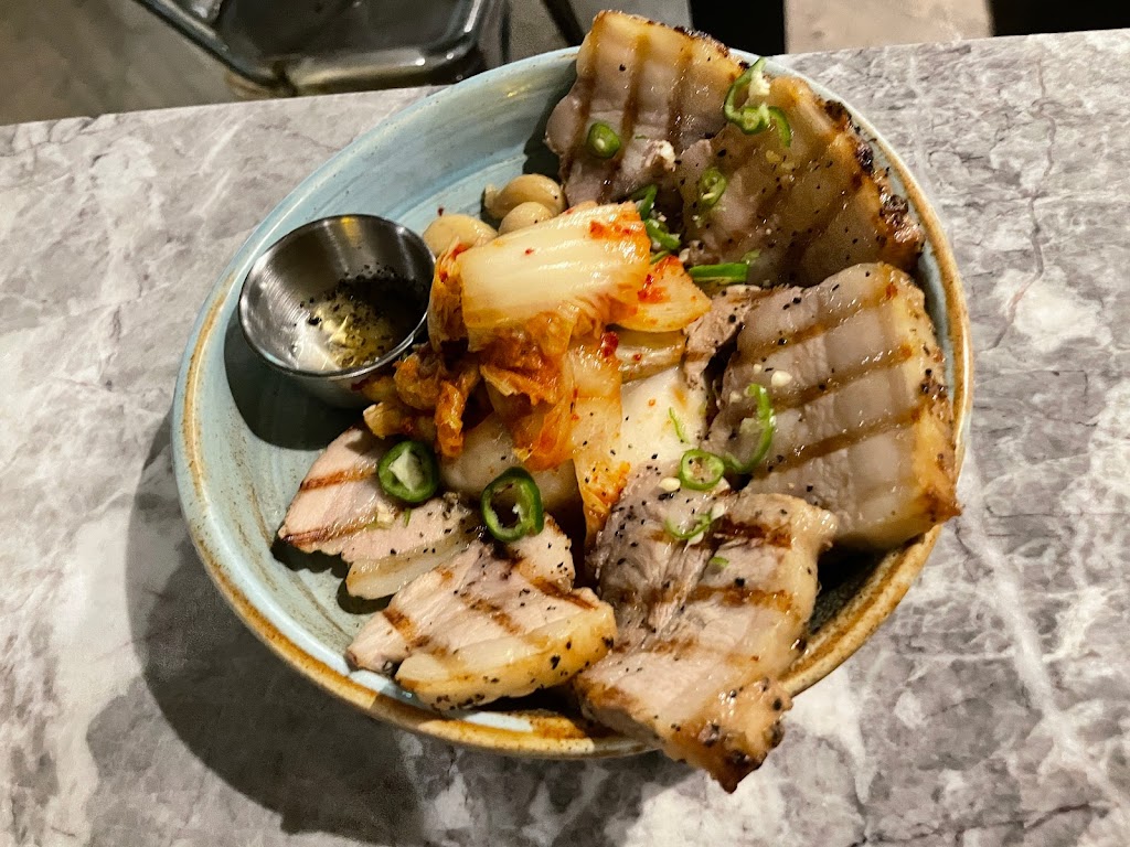 新北市板橋區 YELO Seoul Bistro 首爾餐酒館 - 台灣餐廳推薦 手搖推薦 甜點推薦 買一送一 優惠訊息