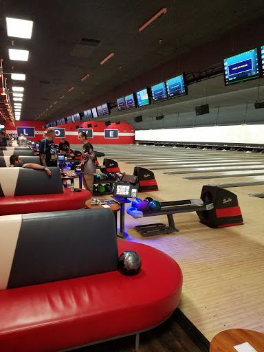 Bowling Alley «Bowlero North Brunswick», reviews and photos, 1 Carolier ...