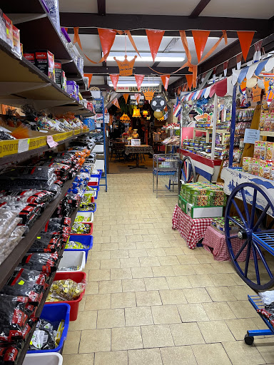 The Dutch Shop - 85 Market St, Smithfield, New South Wales - Zaubee