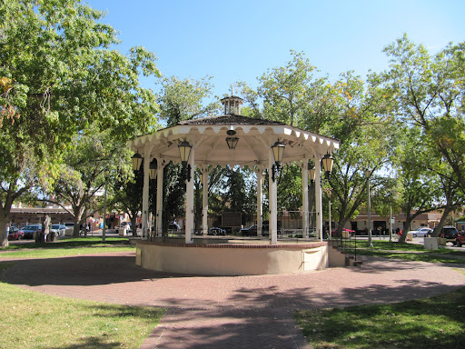 Old Town Plaza - AZexplained