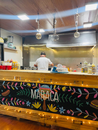 Restaurante MARACA Venezuelan Street Food en Peligros