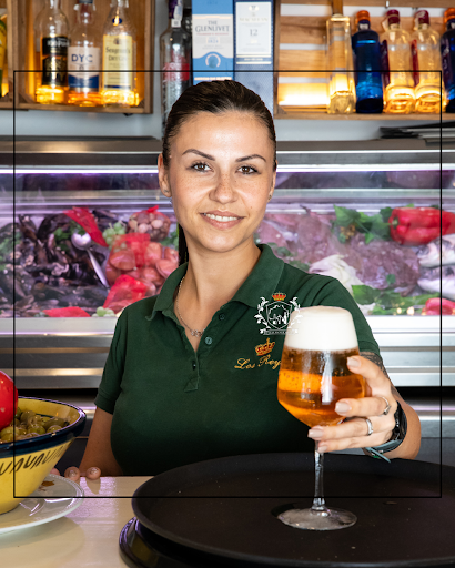 Restaurante Cinema Café Los Reyes en Málaga