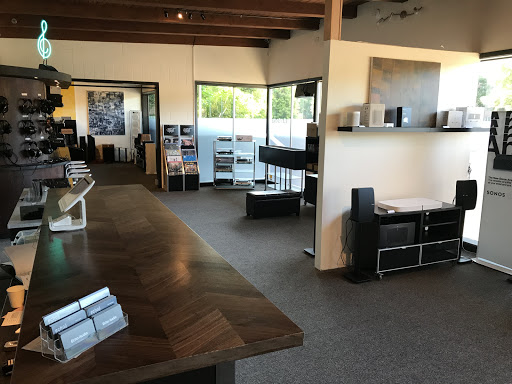 Electronics Store «Echo Audio», reviews and photos, 1015 SW Washington ...