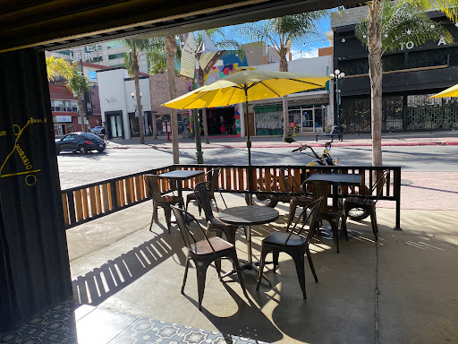 Restaurante Container Coffee Roaster Co., México en Tijuana