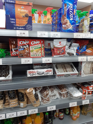 Maxi Grosik - Blackbird Rd., Leicester - Zaubee