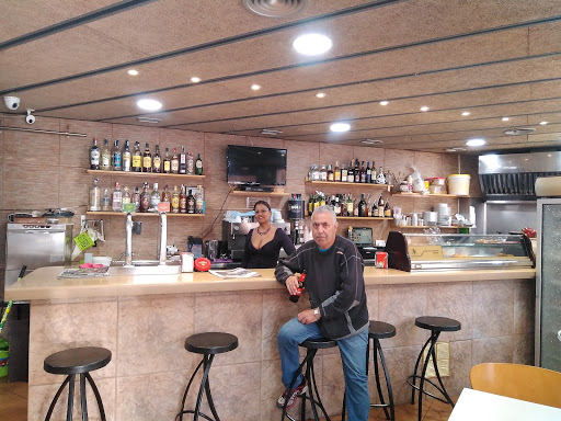 Restaurante Sol Bar Entre Pinchos Y Tapas en Gavà