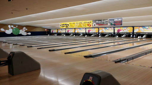 Bowling Alley «Whitestone Lanes», reviews and photos, 30-05 Whitestone ...
