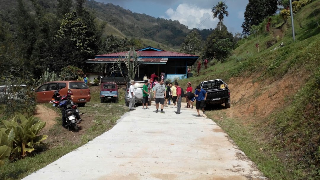 Balai Raya Kg. Kuyungon di bandar Tambunan