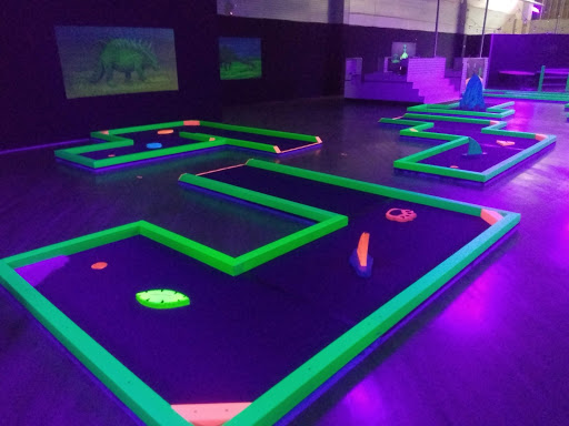 Lunar Mini Golf Of Grapevine - 3000 Grapevine Mills Pkwy Suite 400 ...