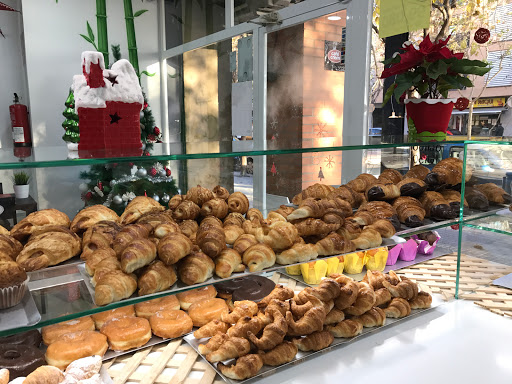 Restaurante CARUCA BAR & COFFEE en Santa Perpètua de Mogoda