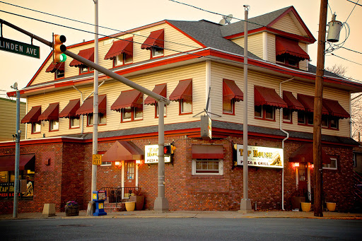 Bar & Grill «Linwood Inn Taphouse and Pizza», reviews and photos, 19 S ...