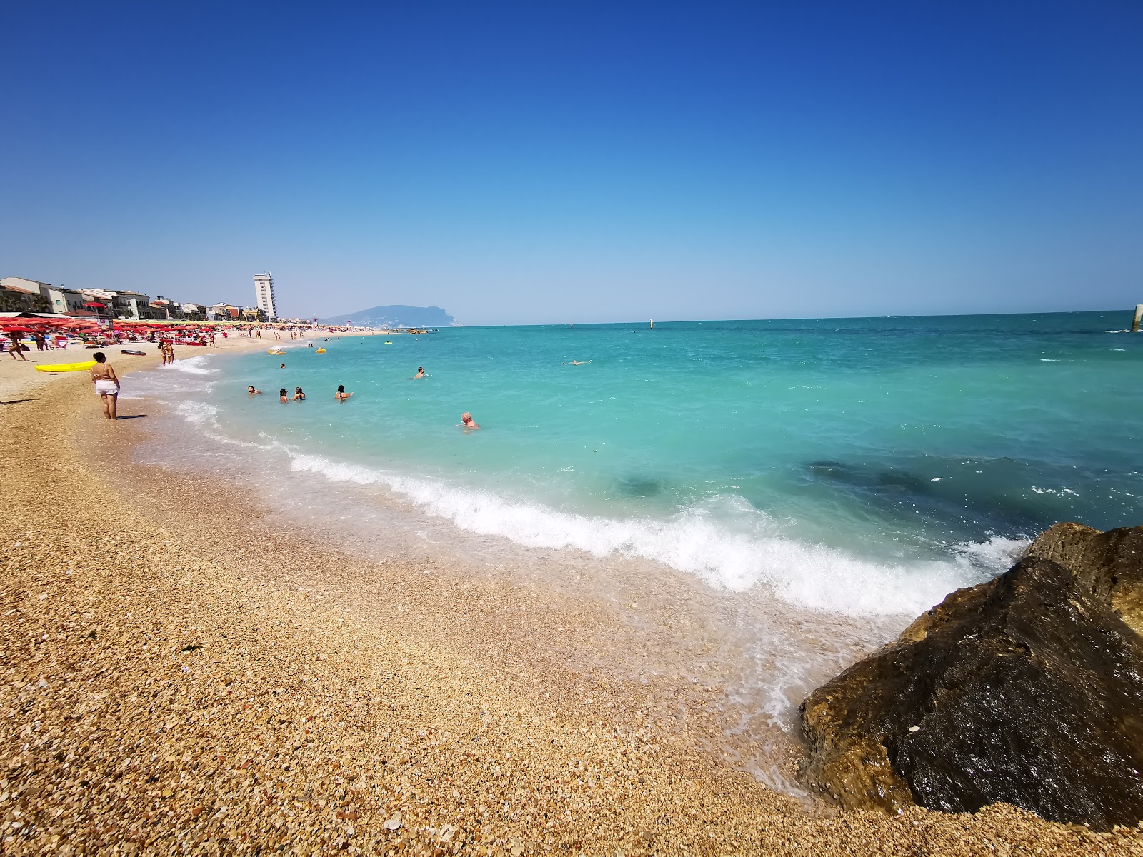Spiaggia Porto Recanati 🏖️ Macerata, Italien - detaillierte Funktionen ...