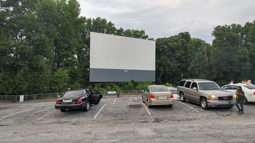 Drive-in Movie Theater «Starlight Drive-In Theatre and Flea Market ...