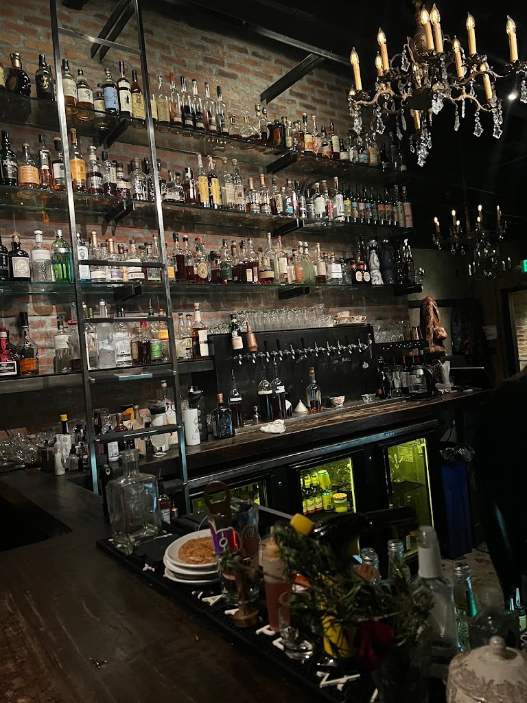 Hooch Craft Cocktail Bar - Aspen, CO 81611 - Menu, Reviews, Hours & Contact