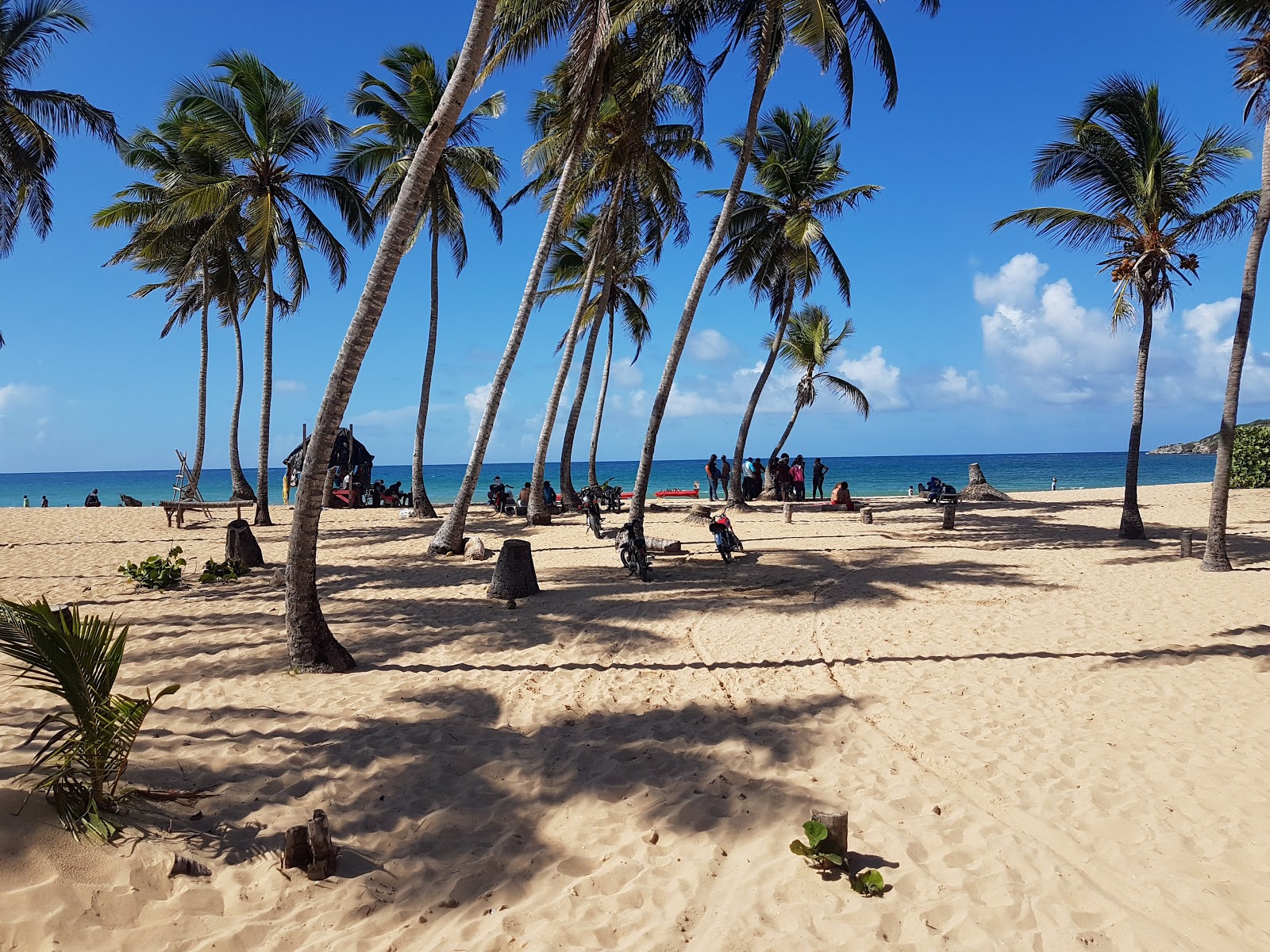 Playa Macao beach on the map with photos and reviews 🏖️ BeachSearcher.com