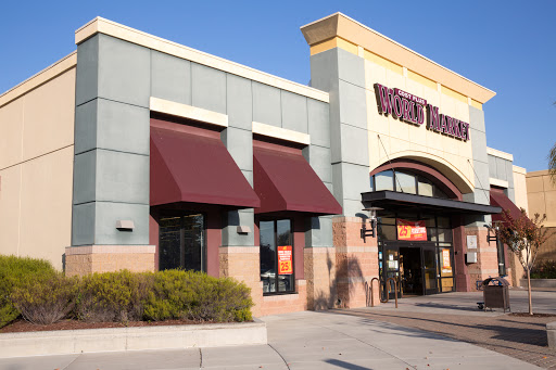 Shopping Mall «Fremont Hub Shopping Center», reviews and photos, 39100 ...