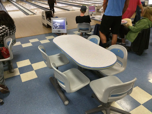 Bowling Alley «Poelking Lanes South», reviews and photos, 8871 ...