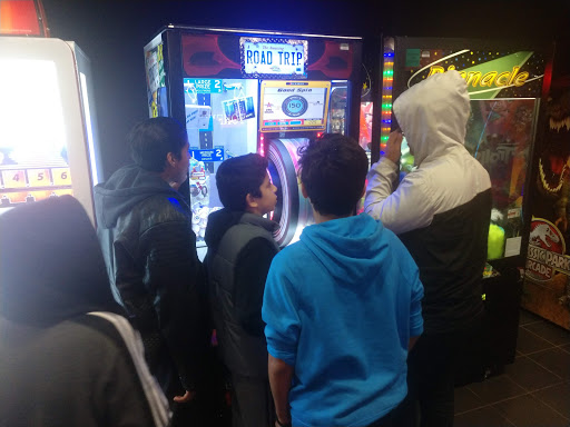 Movie Theater «Regal Cinemas Turlock 14», reviews and photos, 2323 W ...