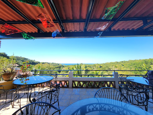 Restaurante Mauna Kea Cafe, México en Ahuacatlán