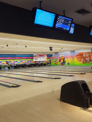 Bowling Alley «Let It Roll Bowl & Entertainment», reviews and photos ...