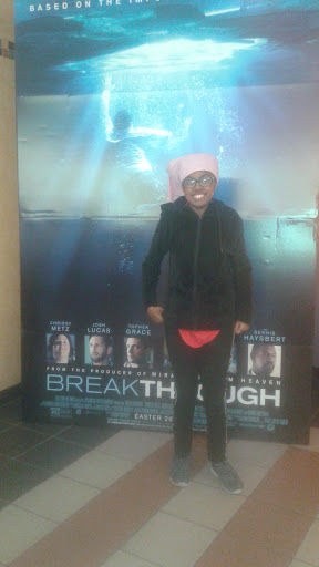 Movie Theater «Regal Cinemas Turlock 14», reviews and photos, 2323 W ...