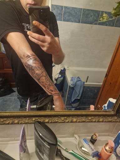 Best Sleeve Tattoo Shop | Tat2Holics: Choice For Den Haag