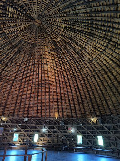 Arcadia Round Barn – Historic Museum and Gift Shop