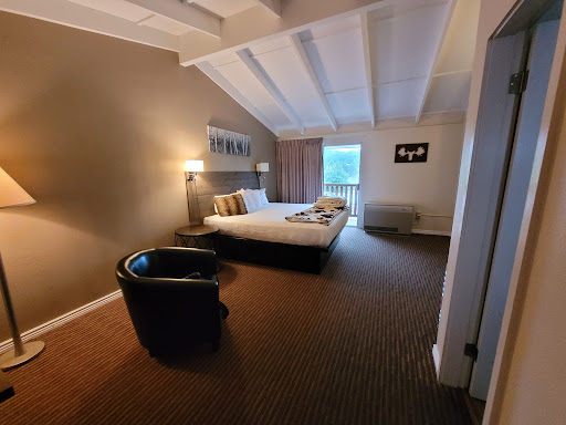 Alpine Trail Ridge Inn: Estes Park Hotels