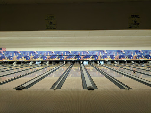 Bowling Alley «Copperfield Bowl», reviews and photos, 15615 Glen Chase ...