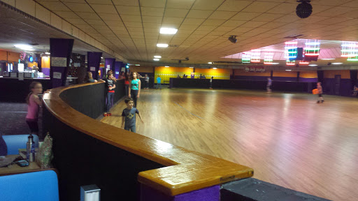 Roller Skating Rink «Magic Wheels Skating Center», reviews and photos ...