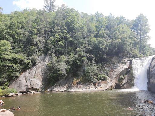 Elk River Falls in Elk Park, North Carolina - Zaubee