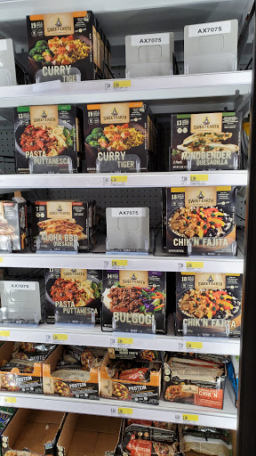 Shopping Mall «Watchung Square Mall», reviews and photos, 1515 US-22 ...