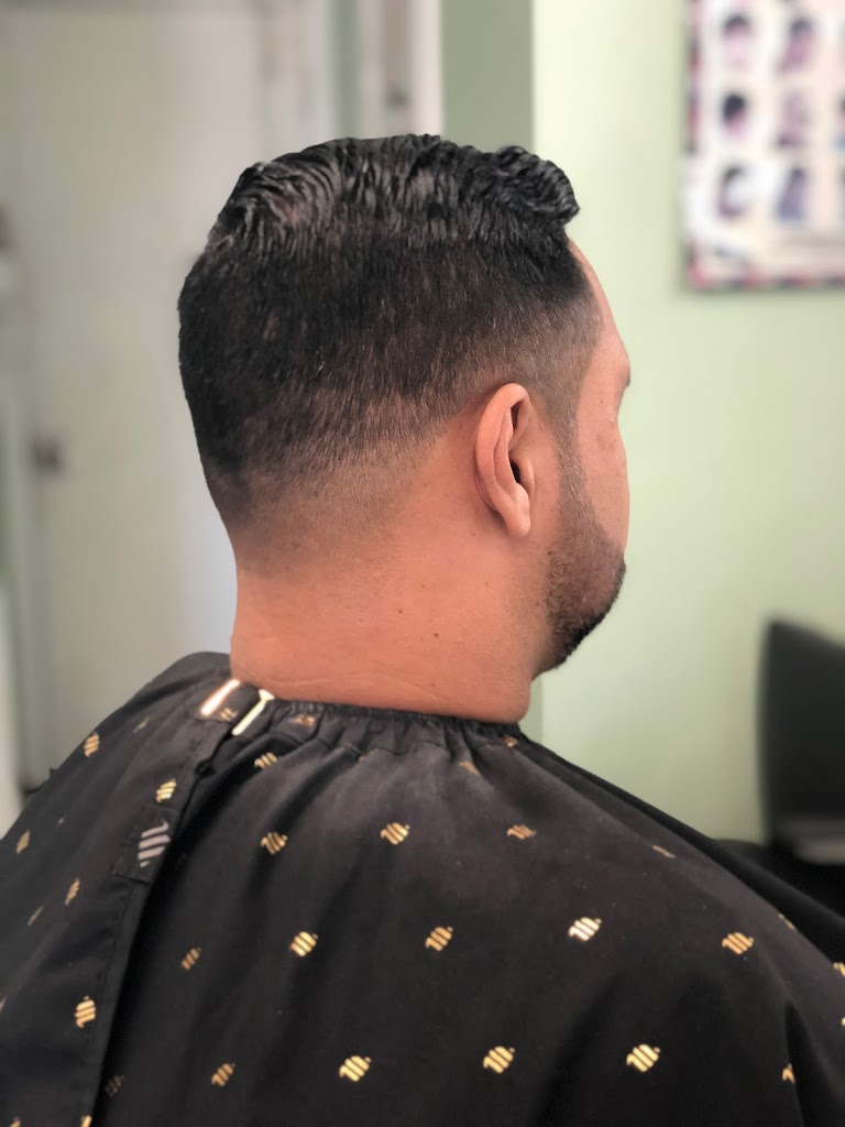 Castillo's Barber Shop - Lamont, CA 93241 - Services and Reviews