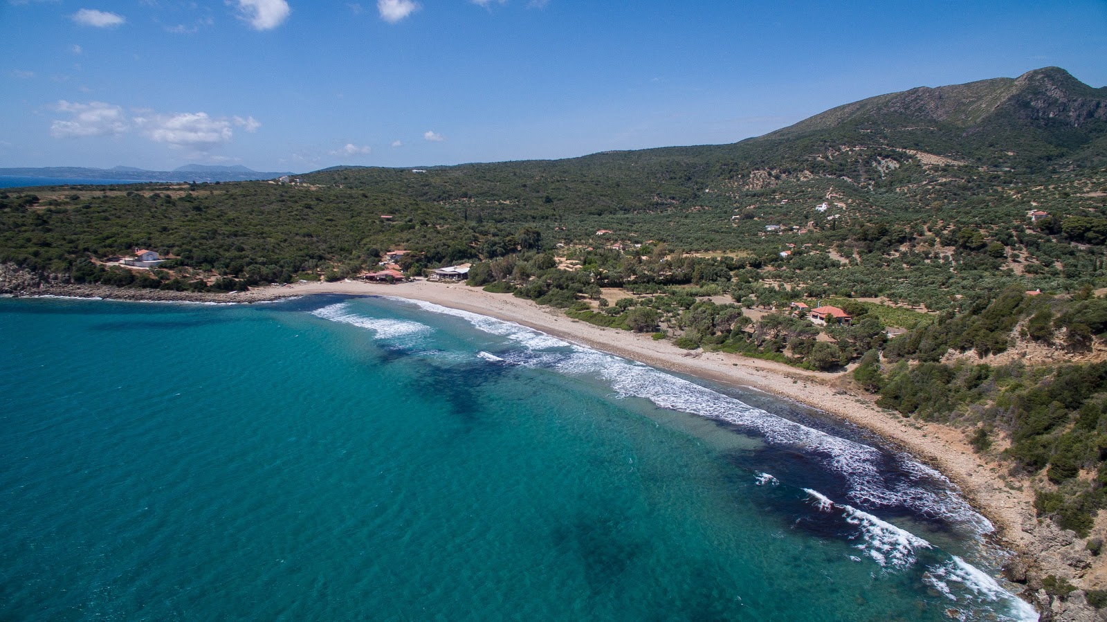 Tsapi beach 🏖️ Peloponnes, Griechenland - detaillierte Funktionen, Karte, Fotos