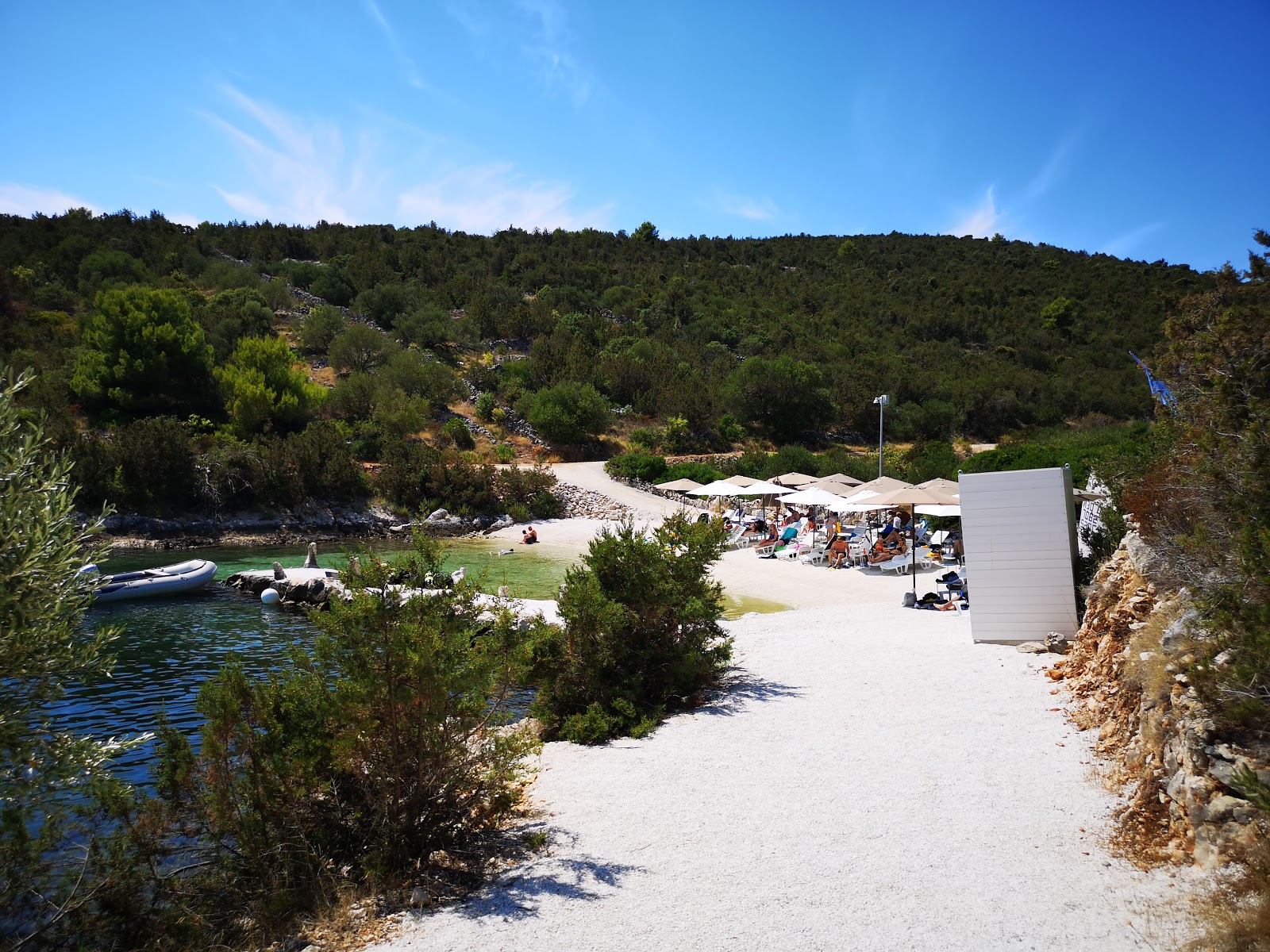 Uvala Jelinak veli 🏖️ Seget Vranjica, Split-Dalmácia, Croácia ...