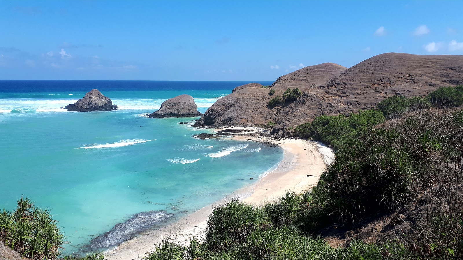 Bukit Seger Beach 🏖️ Lombok island, Indonesia - detailed features, map ...