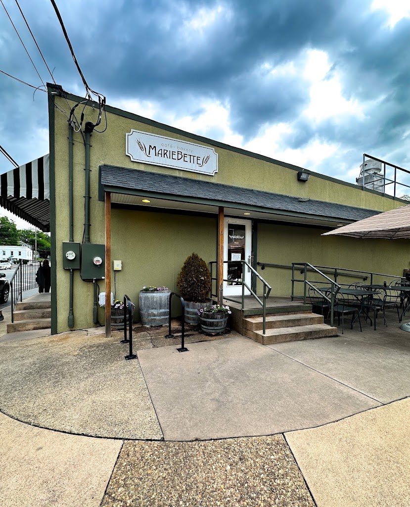 MarieBette Café and Bakery - Charlottesville, VA 22903 - Menu, Reviews ...