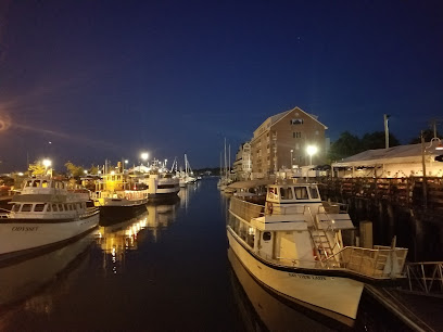 The Slipway Restaurant - 24 Public Landing, Thomaston, Maine - Zaubee