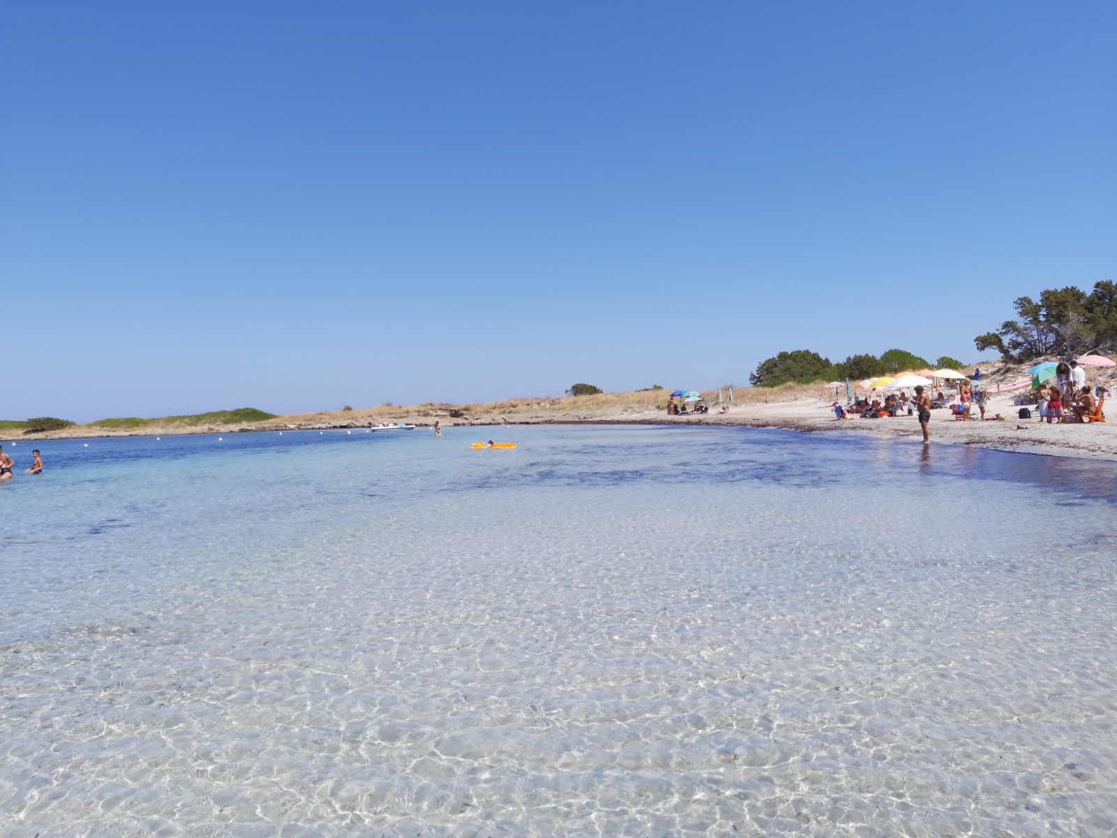 Spiaggia di Porto Ainu 🏖️ Porto Ainu, Eiland Sardinië, Italië ...