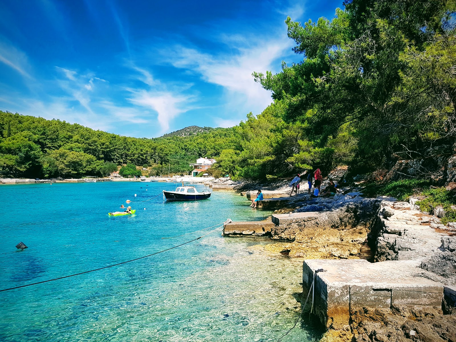 Slatina beach 🏖️ Tri Luke, Insel Korcula, Kroatien - detaillierte ...