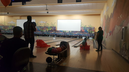 Bowling Alley «Oasis Lanes», reviews and photos, 1660 N Zaragoza Rd, El ...
