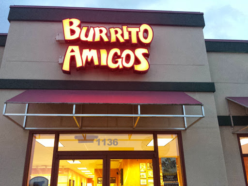 Pizza Restaurant «Pizza! Golf! Pizza Putters Family Entertainment ...