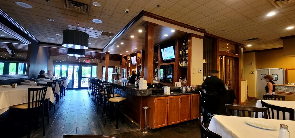 Basil's Greek Dining - Aurora, IL 60504 - Menu, Hours, Reviews and Contact