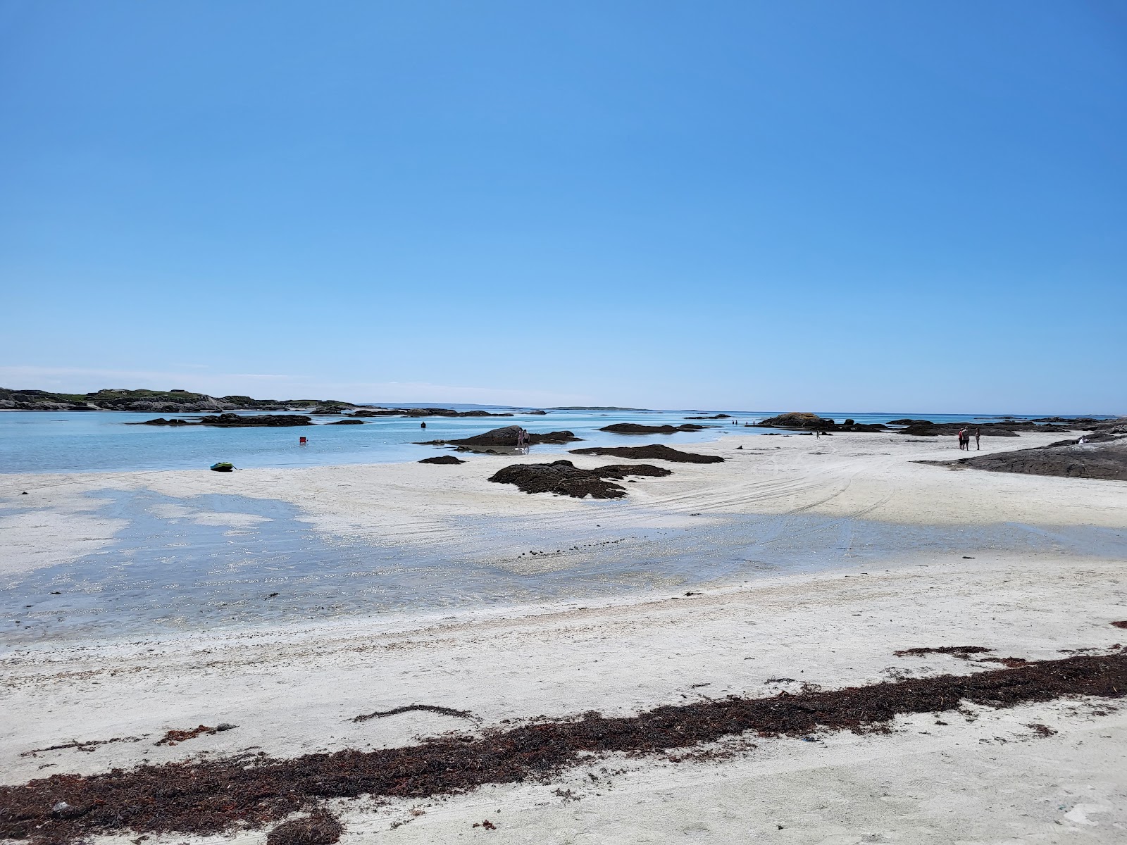 Trá Mór Beach 🏖️ Connacht, Ireland - detailed features, map, photos